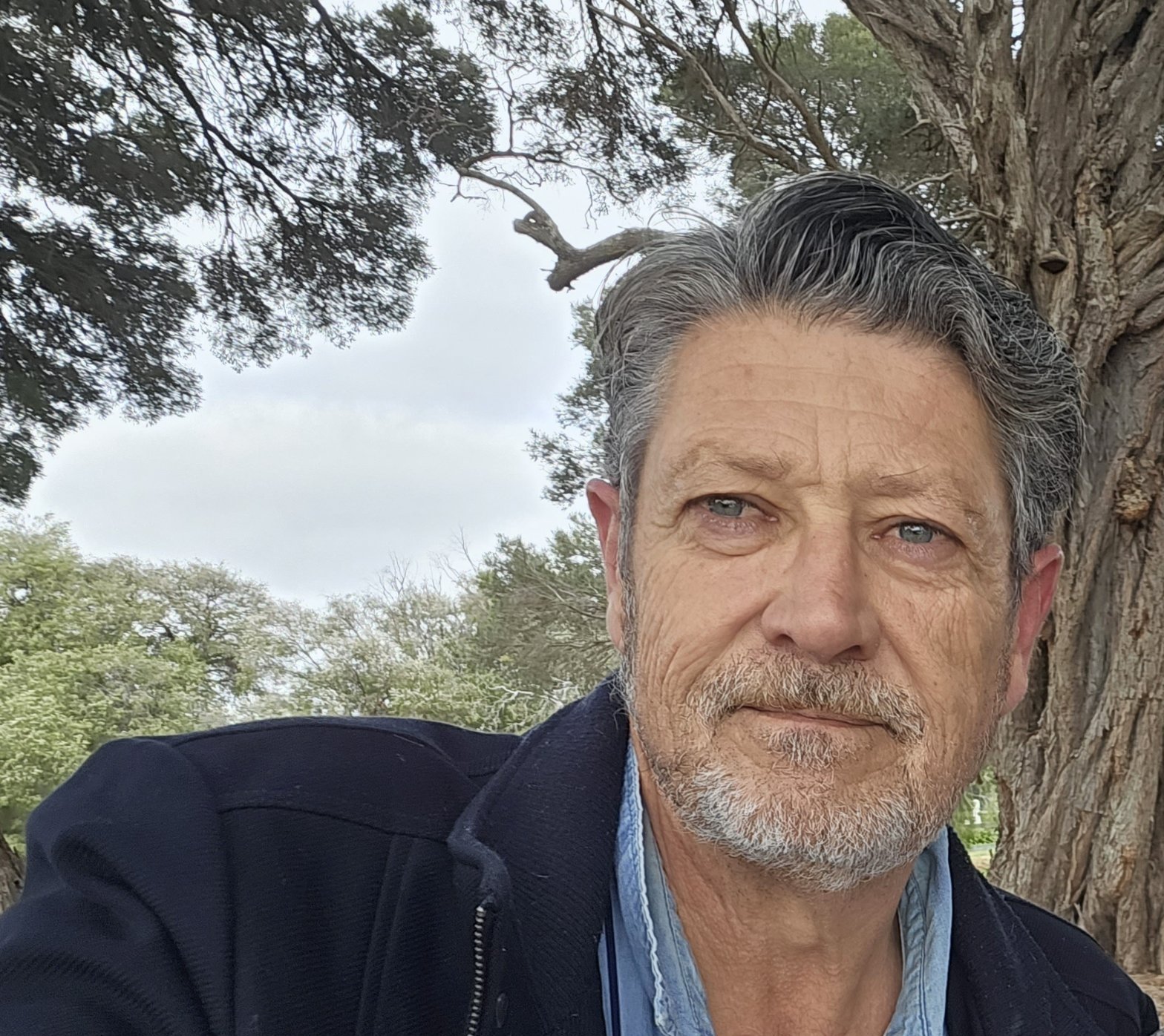 About Mike Scallan – Suburban Leaves